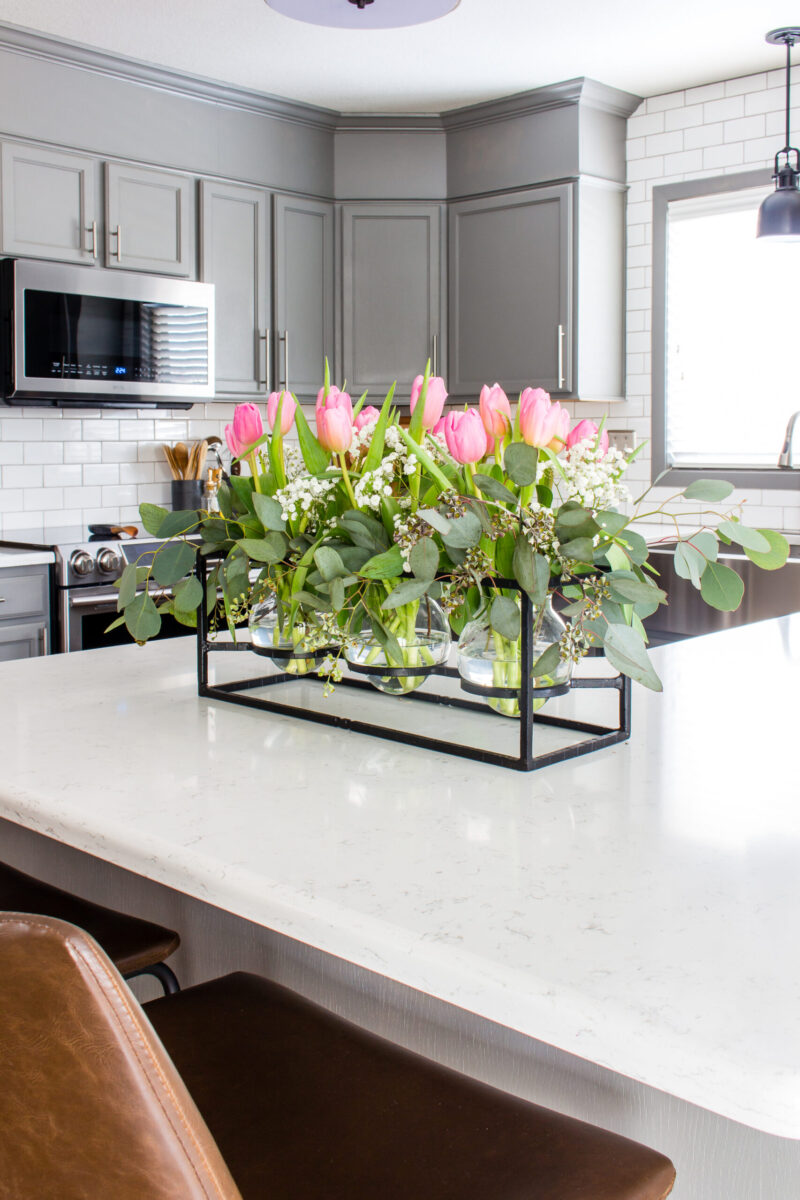 8 Kitchen Island Centerpiece Ideas & Easy Decorating Tips - Inspiration ...